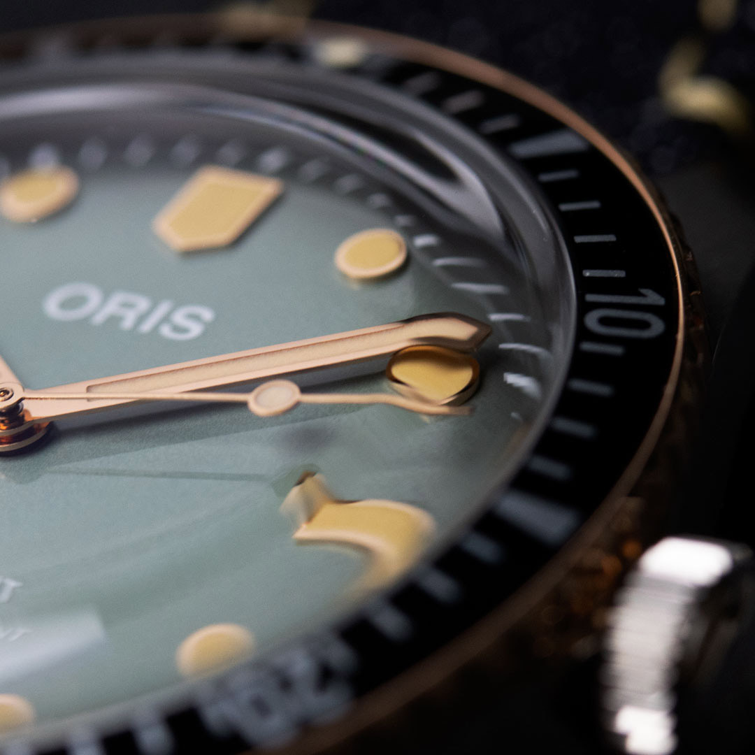 オリス(ORIS) ダイバーズ65 桃太郎ジーンズエディション オリス(ORIS) ダイバーズ65 桃太郎ジーンズエディション